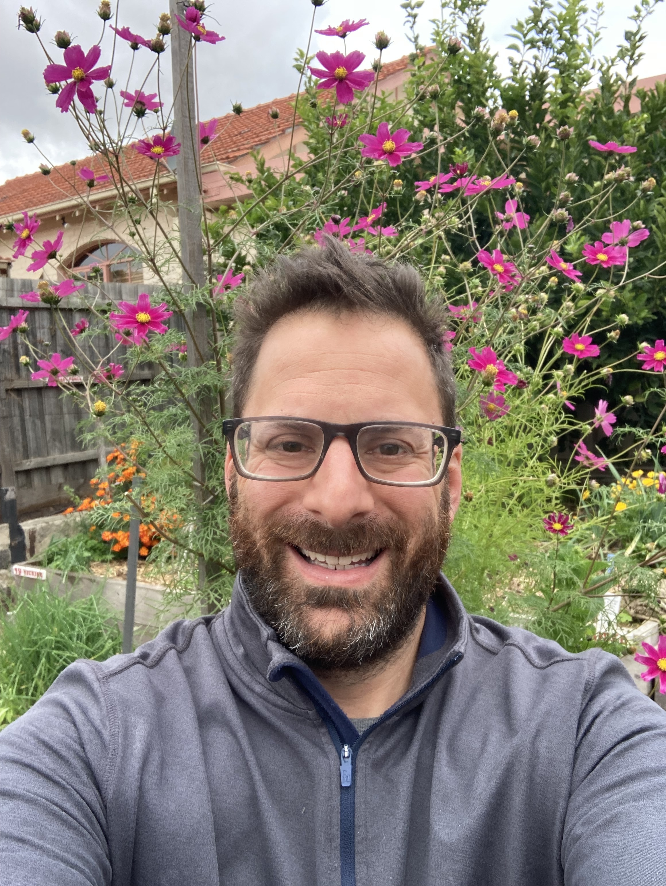 Exploring the link between gardening and better mental health - ABC News