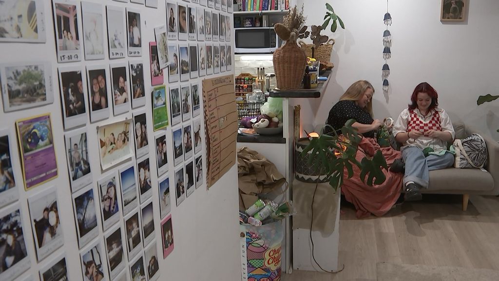 Jade Graham talks about why she dropped out of university - ABC News