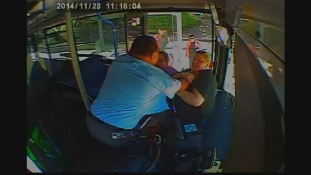CCTV footage shows two women attacking a bus driver in Dandenong - ABC News