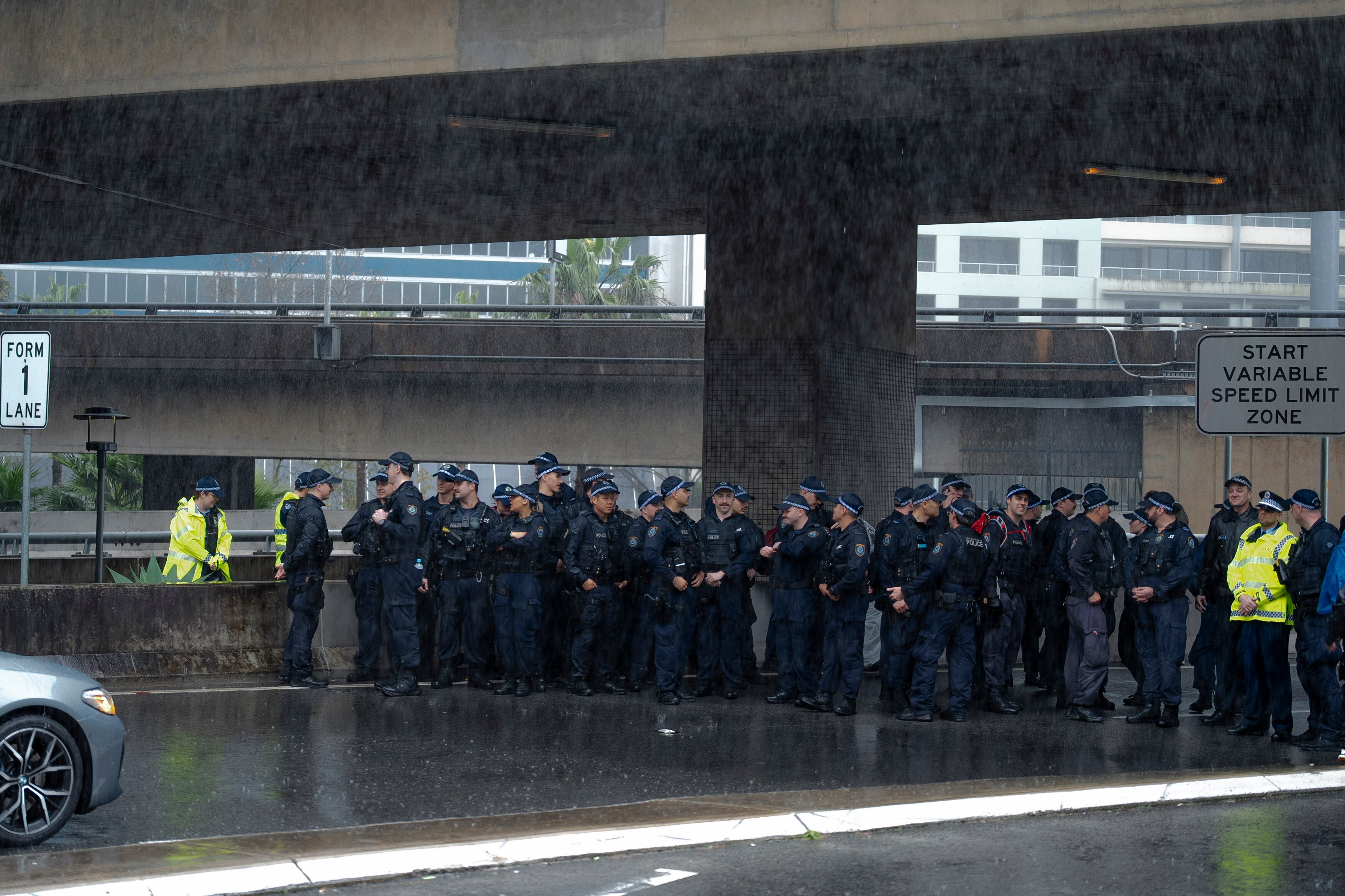 Why banning future bridge protests could be risky for NSW Premier Chris ...