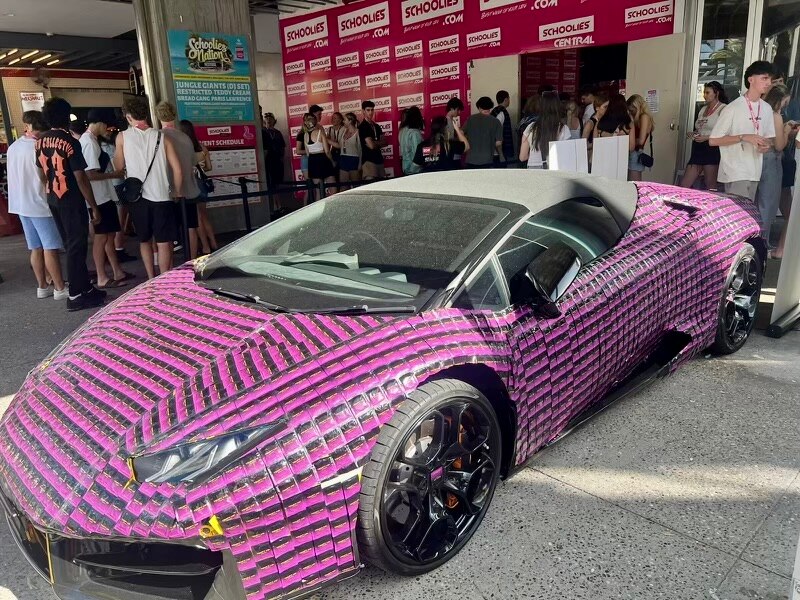 Subdued Schoolies 2023 celebrations kick off on the Gold Coast - ABC News