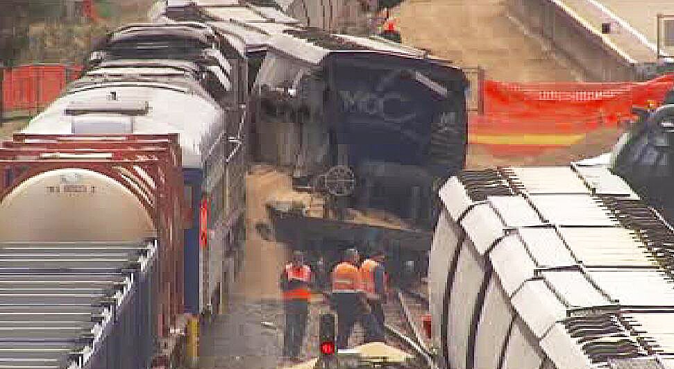 Rail line blocked for hours after crash - ABC News