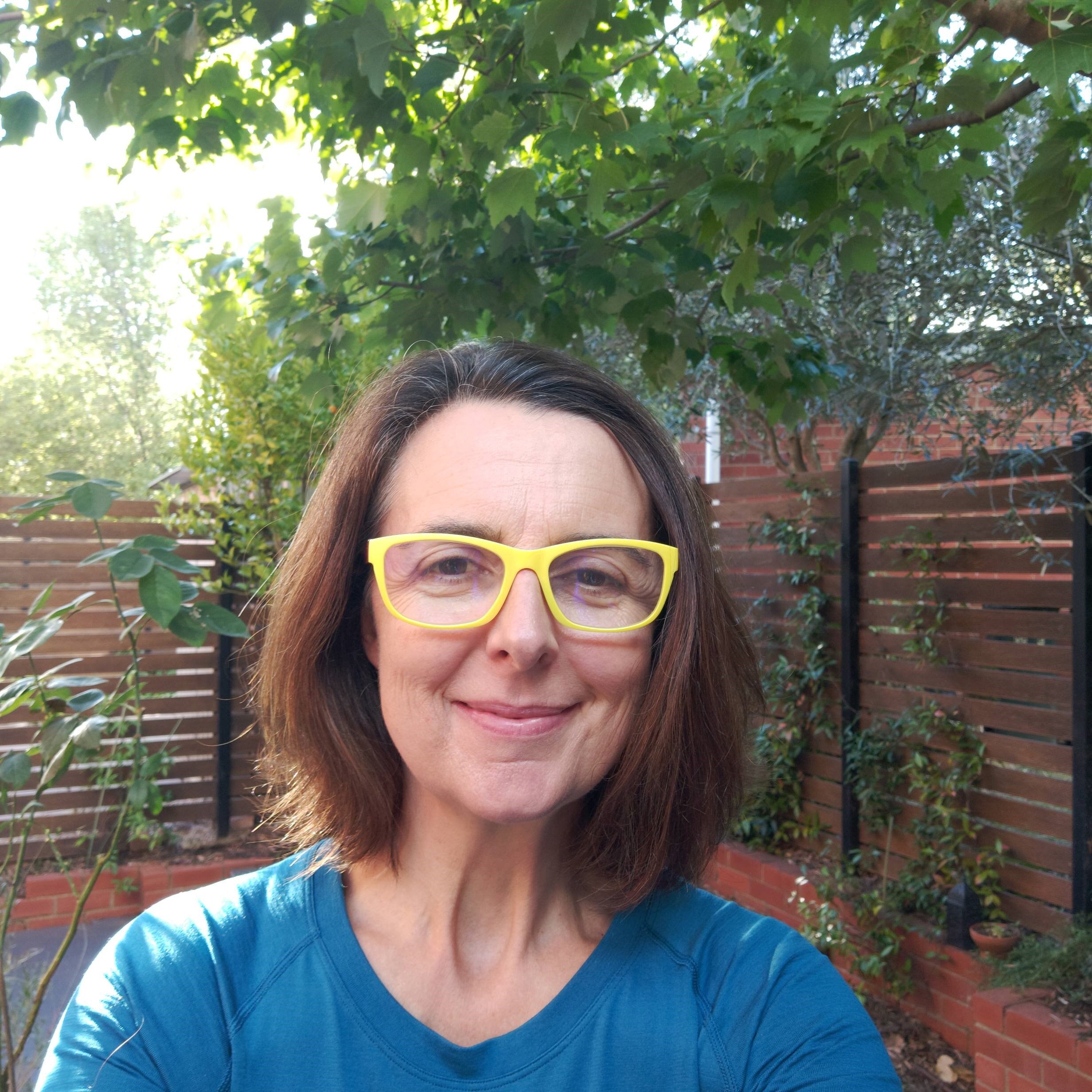 Putting the Kettle On with Fiona Smith du Toit - ABC listen