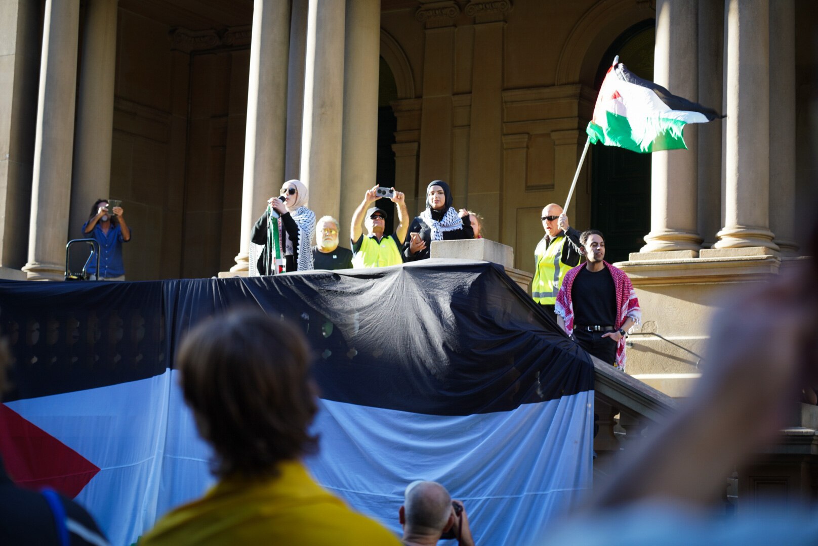 Flares ripped at pro-Palestinian rally outside Sydney Opera House in ...