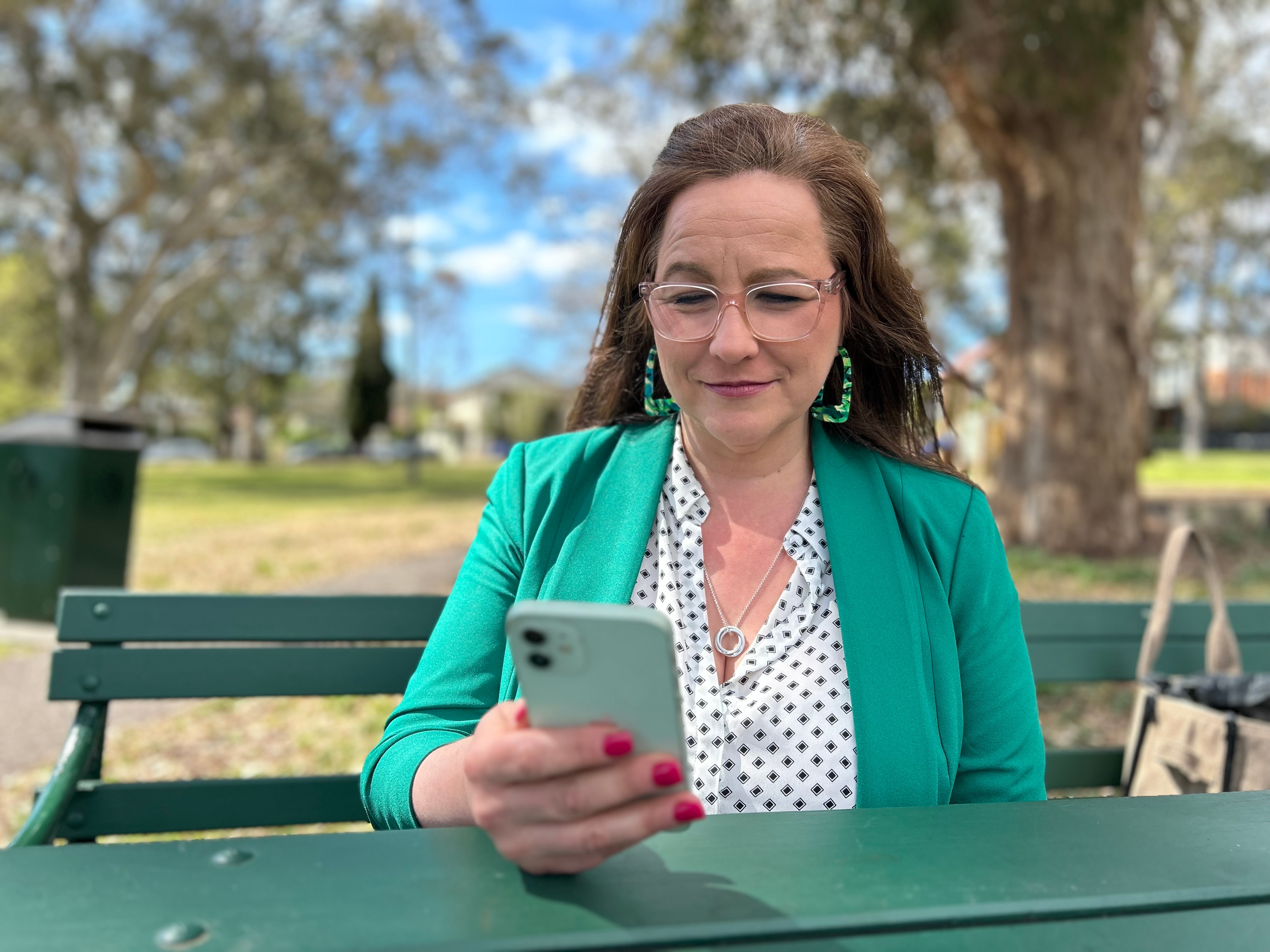 Telco ombudsman report shows increase in Optus complaints amid data ...