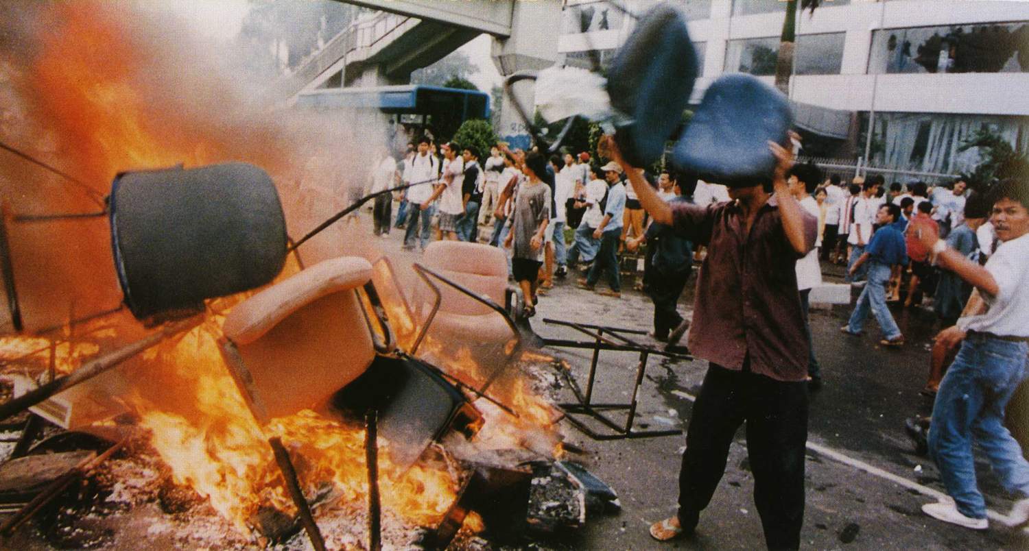 Witnesses to 1998 riots in Indonesia speak out after minister questions ...