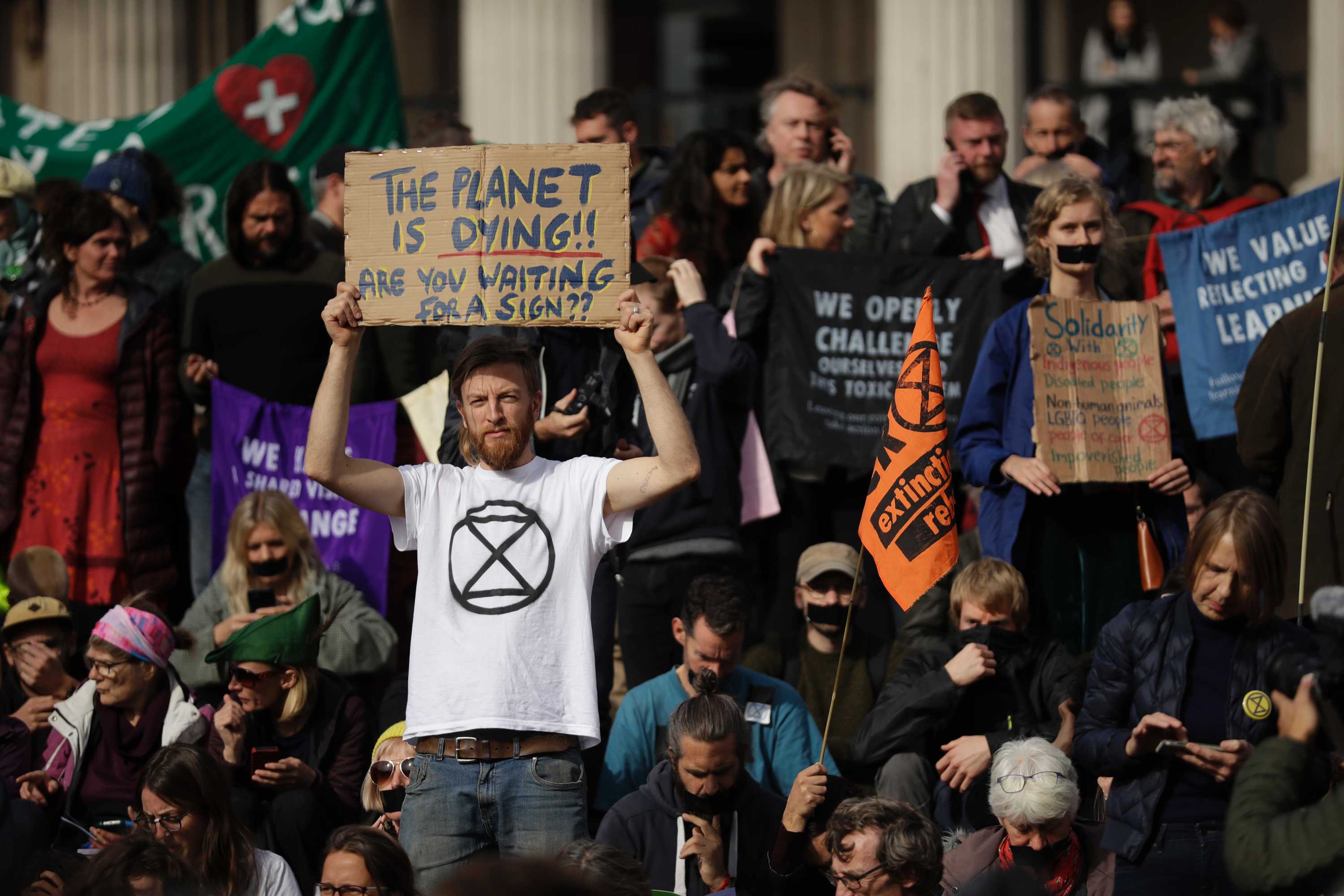 UK climate group Extinction Rebellion calls temporary halt to ...