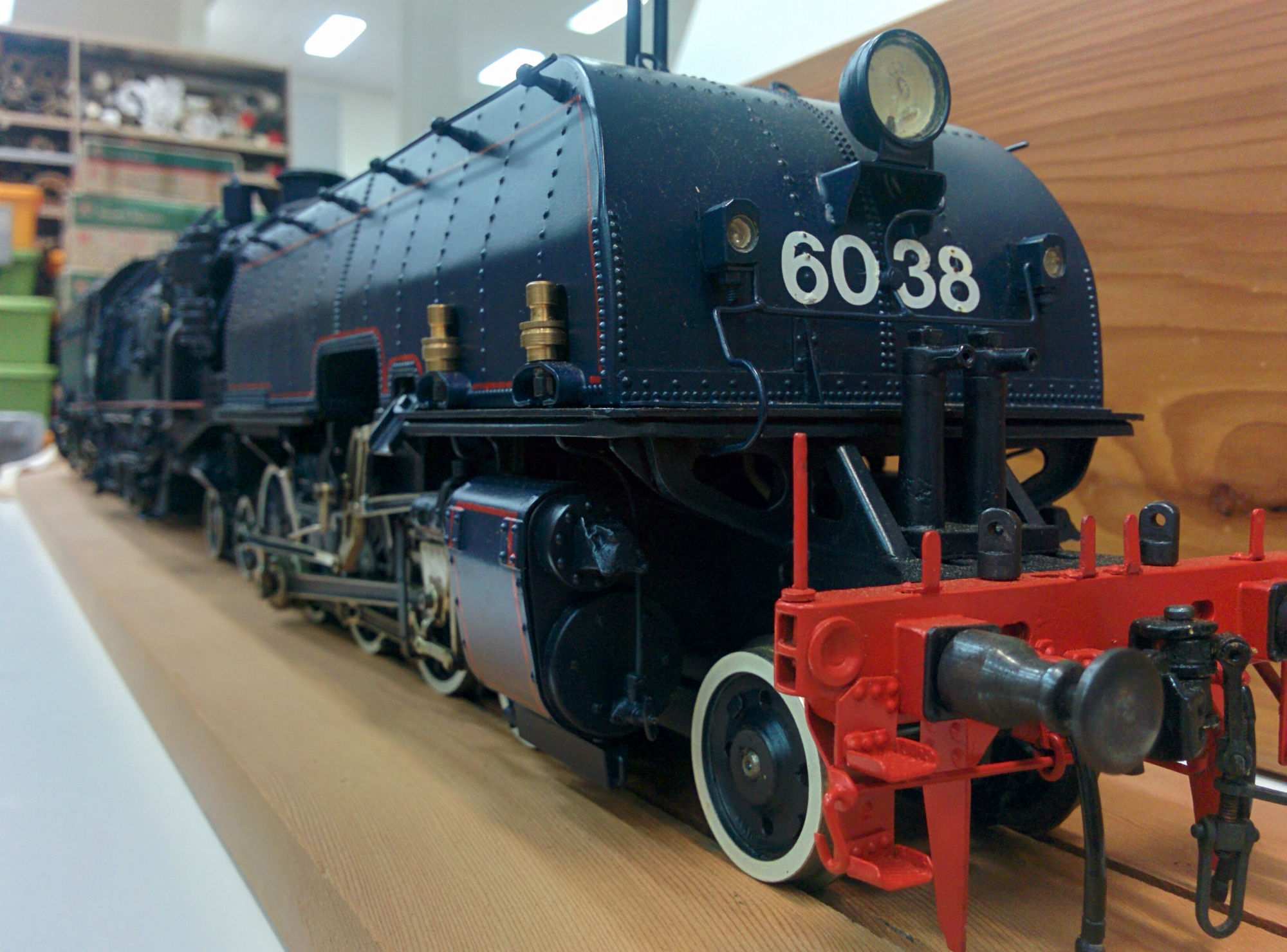Rare model train collection donated to Queensland museum after being ...