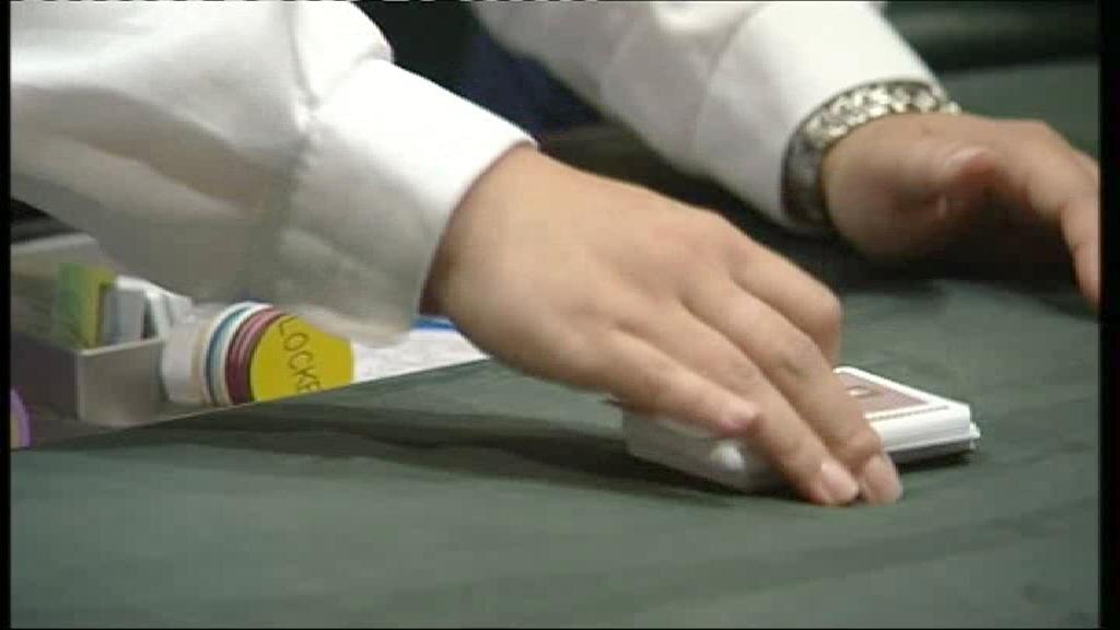 Crown posts billion dollar full-year loss - ABC News