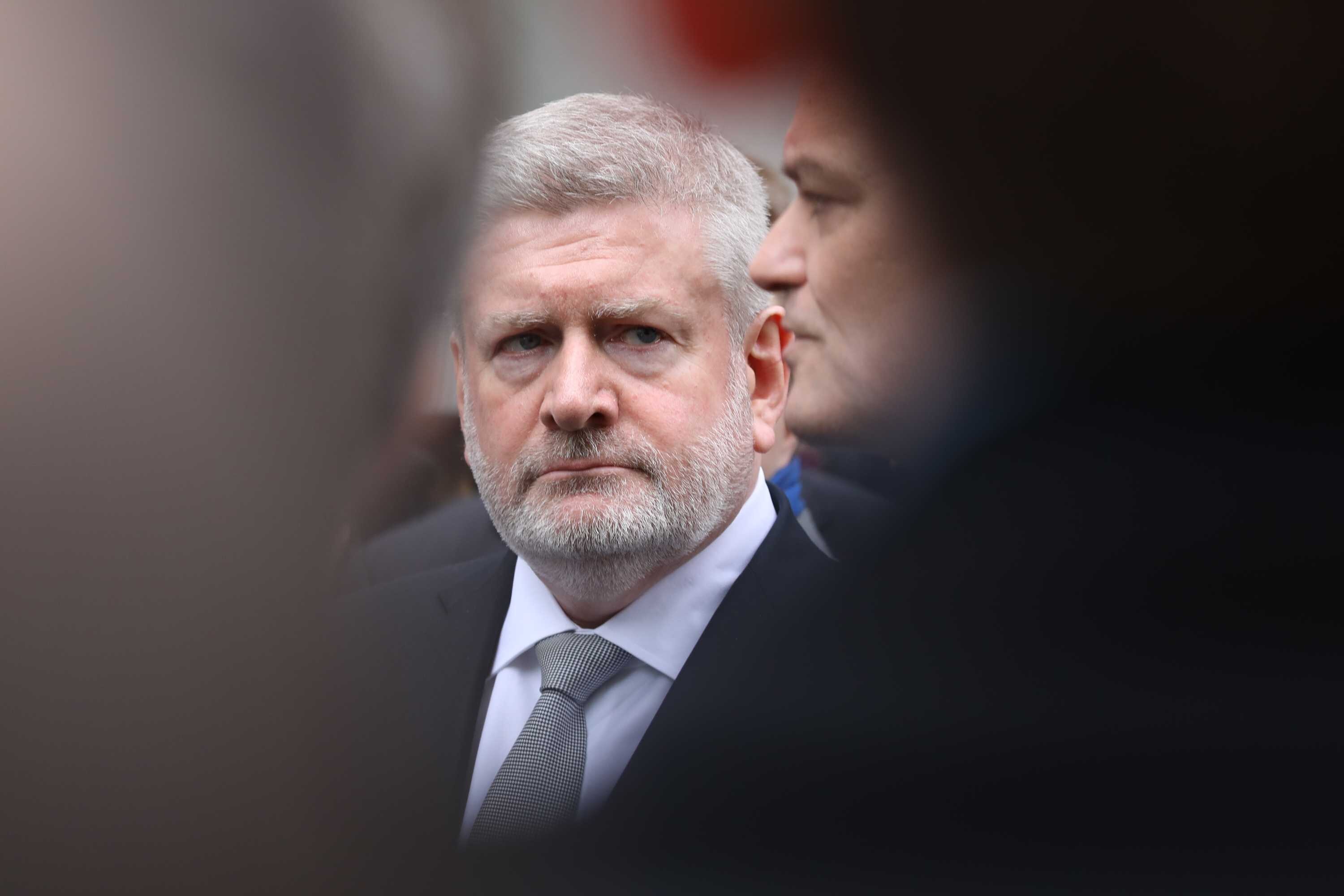 Mitch Fifield knew about plans to sack Michelle Guthrie a fortnight ...