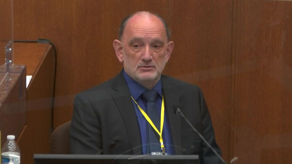 Retired pathologist testifies in Derek Chauvin trial - ABC News