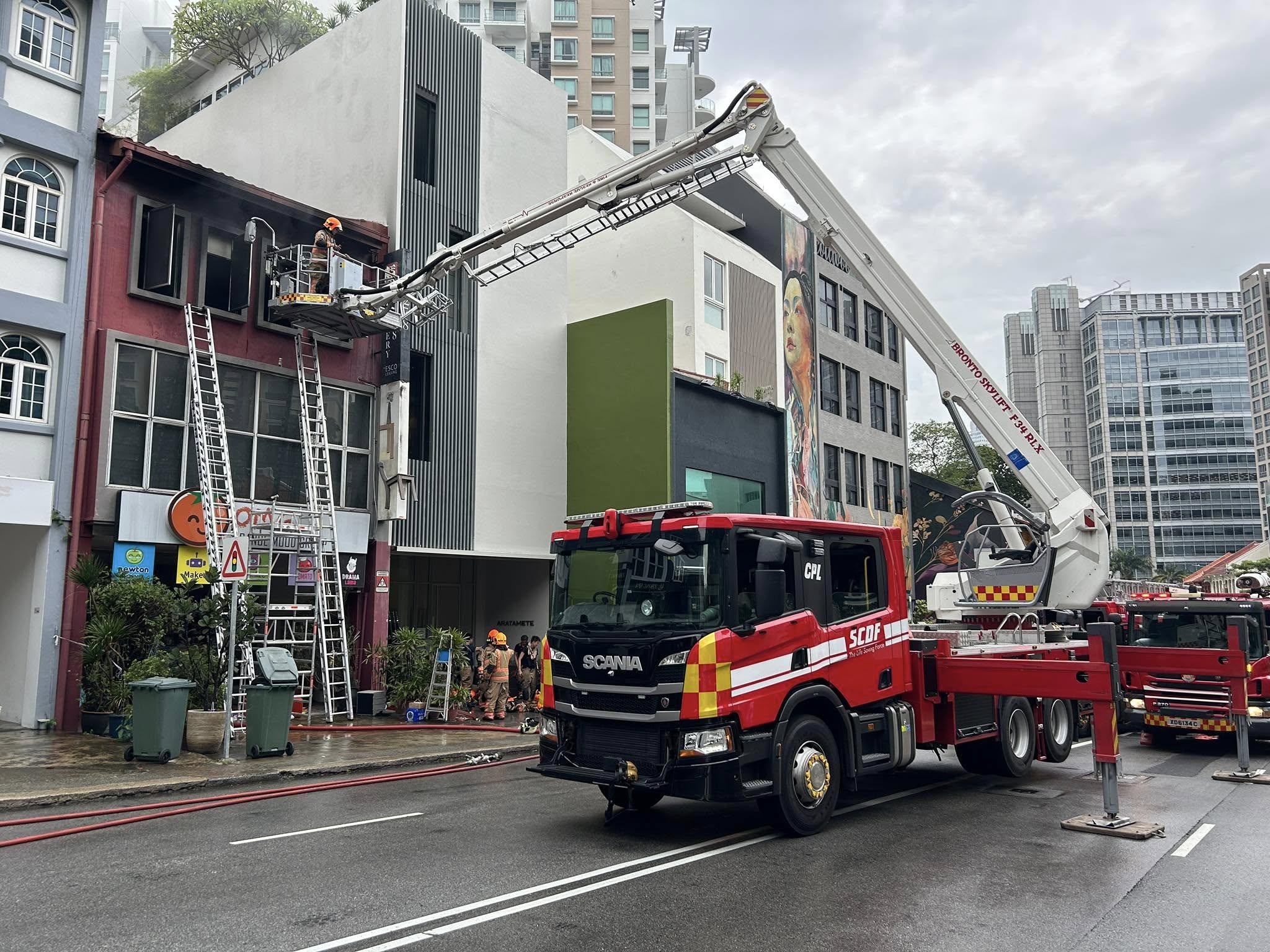 Australian killed in fire at kids' cooking school in Singapore - ABC News