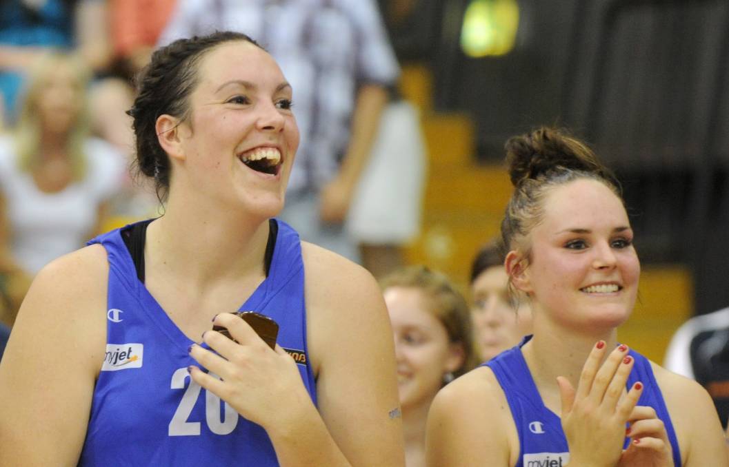Bendigo's Kelly Wilson makes WNBL history, with 400-game milestone ...