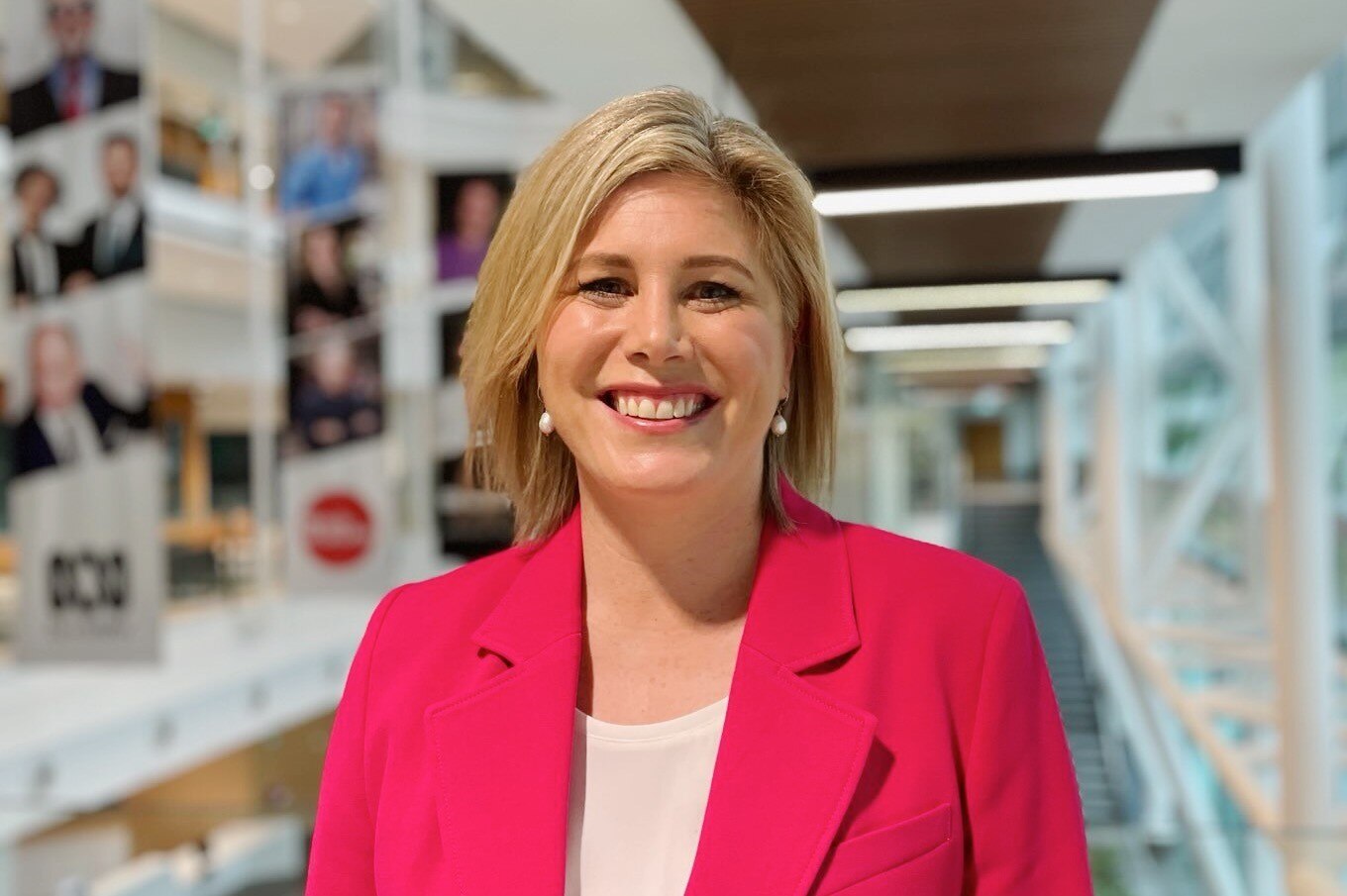 Thunderstorm asthma and COVID caseload rising - ABC listen