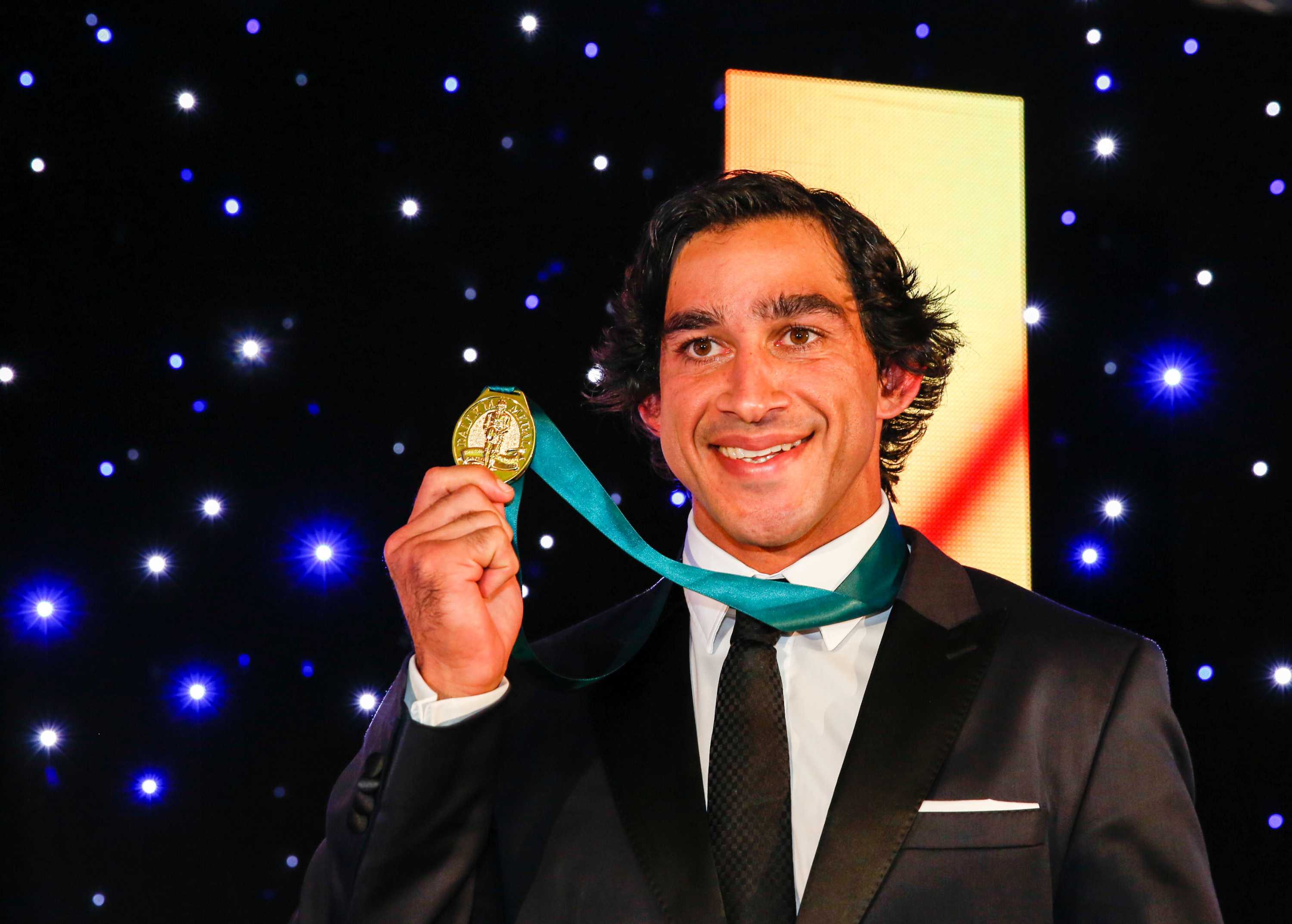 Johnathan Thurston wins record fourth Dally M Medal as NRL's best ...