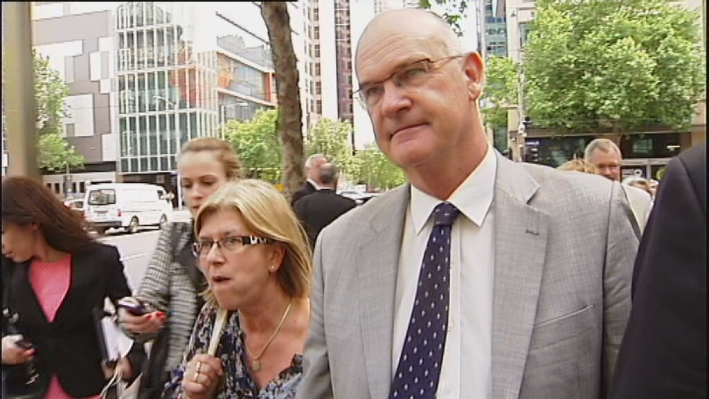 Former magistrate avoids jail over sexual abuse of teenagers - ABC News