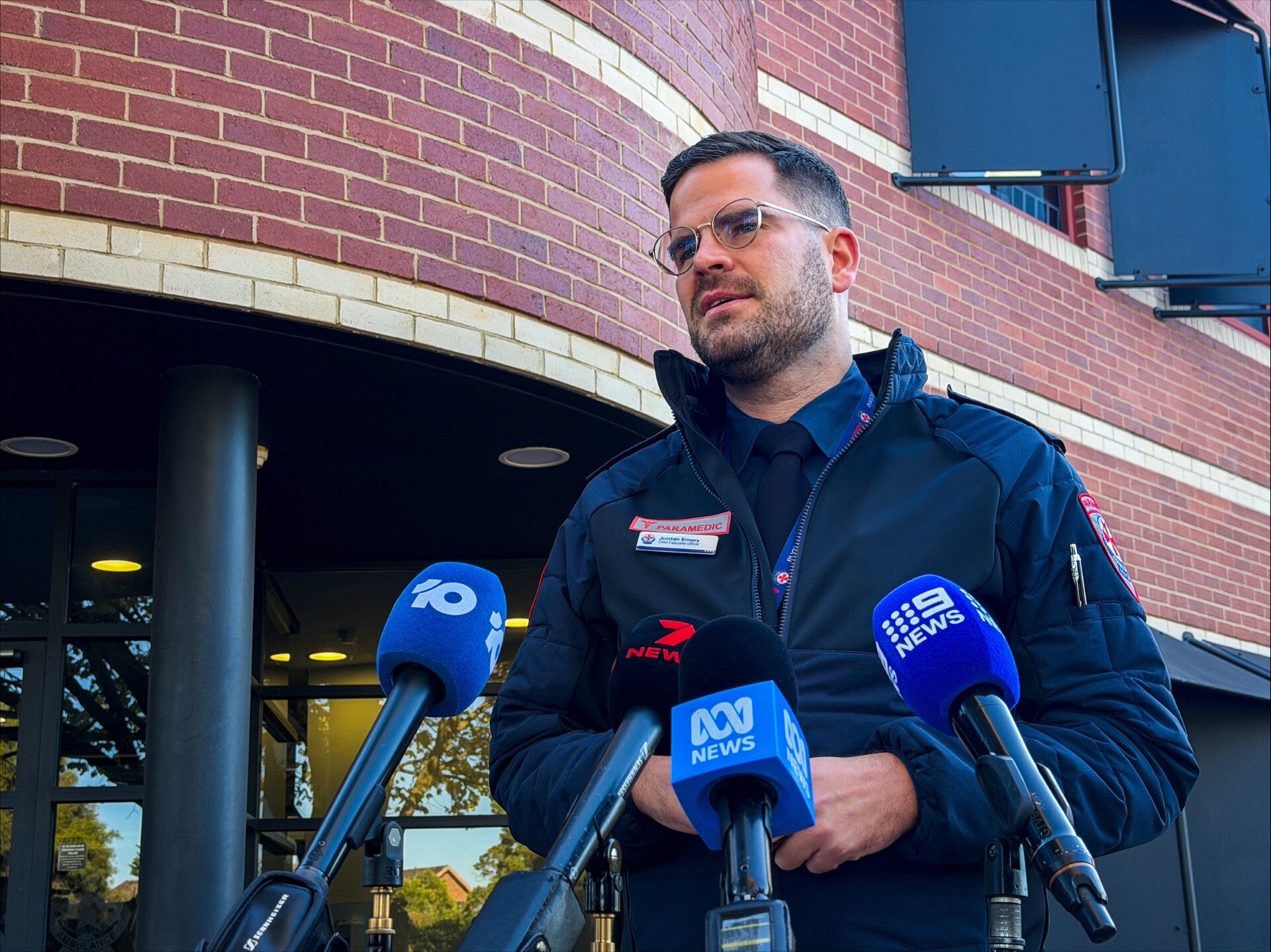 Ambulance Victoria condemns assault on pregnant paramedic in Melbourne ...
