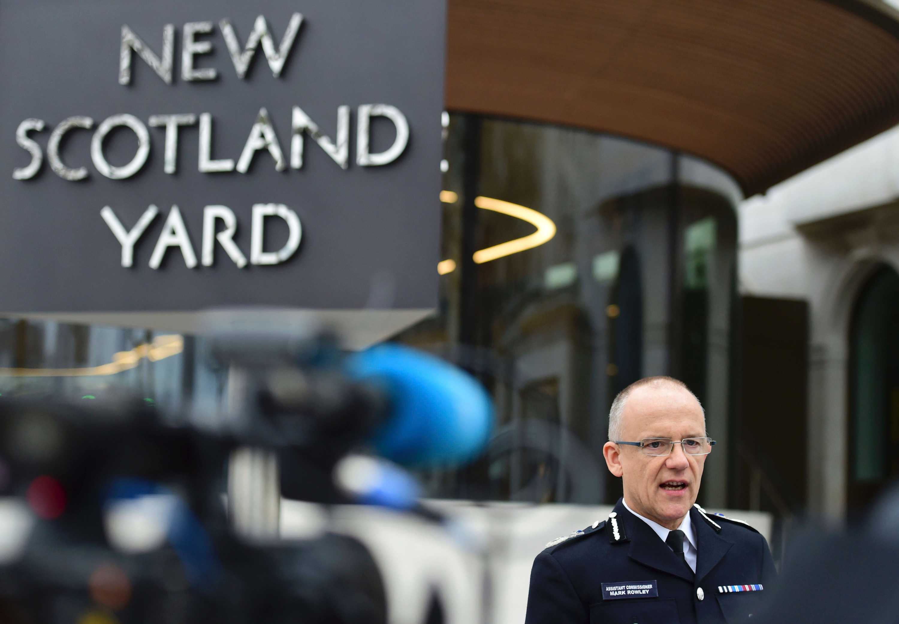 London attack: Police make two more 'significant' arrests in terror ...