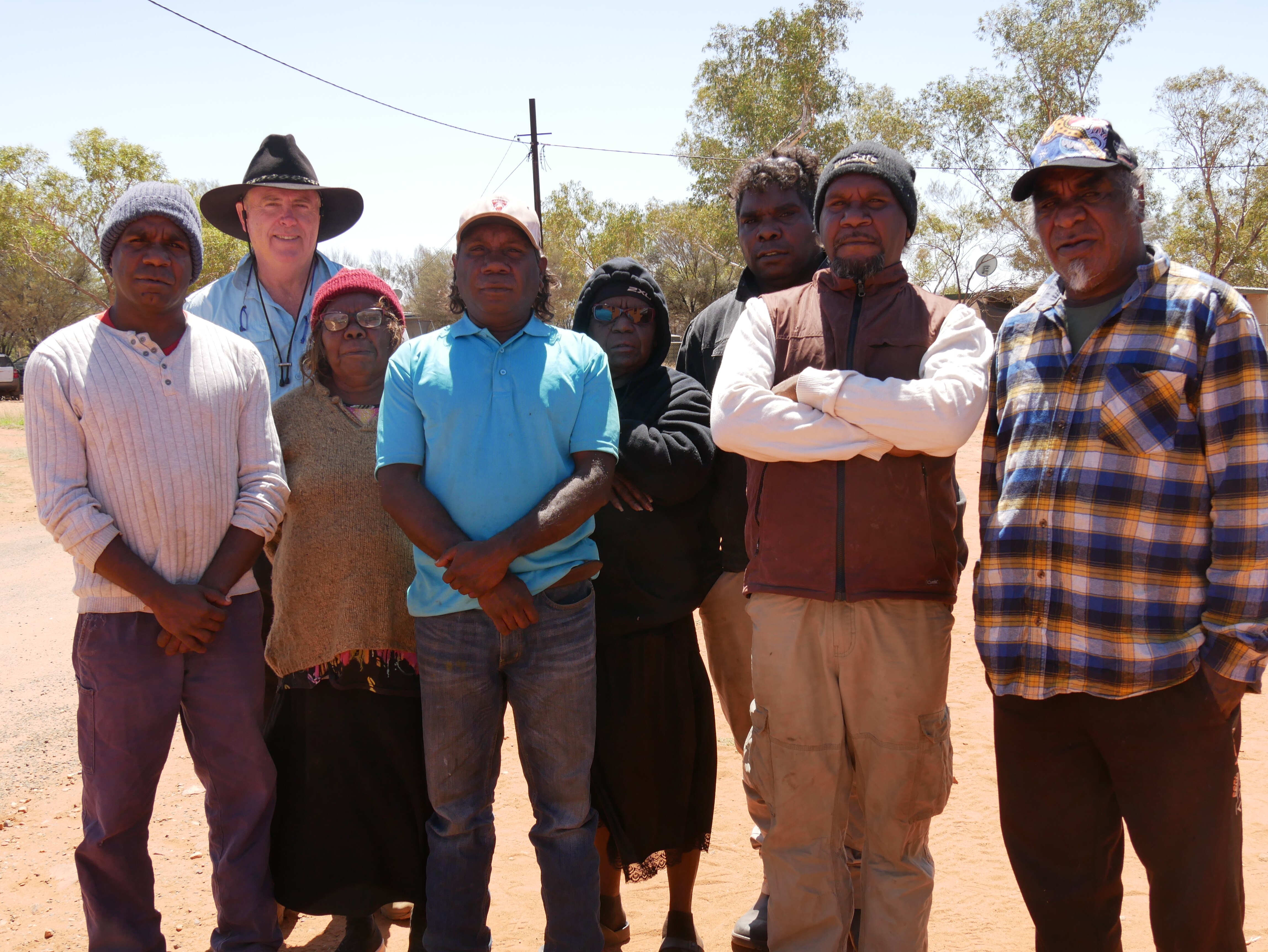 Giant cross monument on Memory Mountain finally a reality for remote NT ...