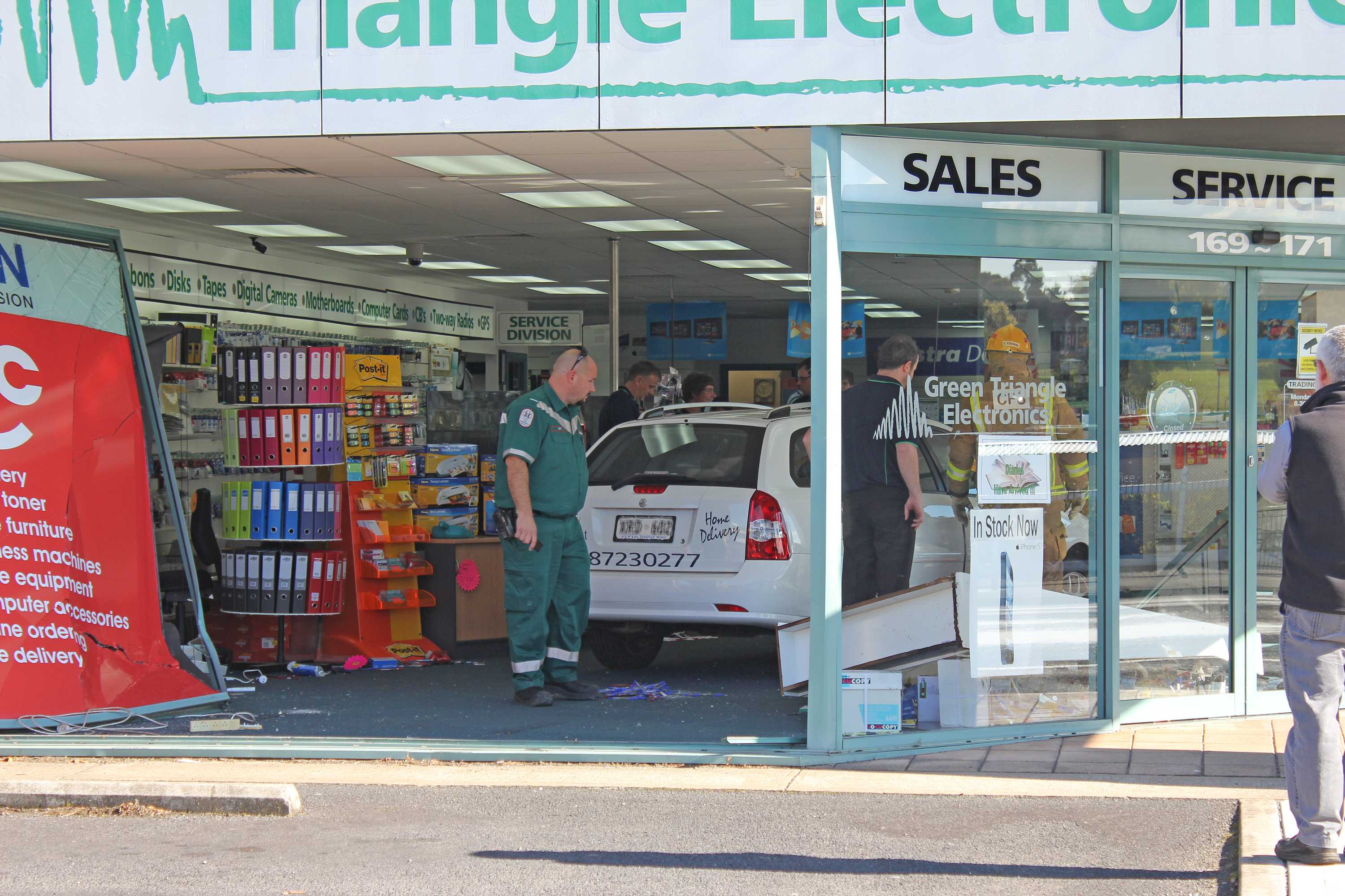 Car crashes into shop - ABC News