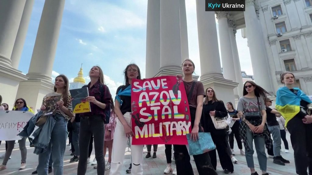 Relatives of Azov fighters demand rescue operation - ABC News