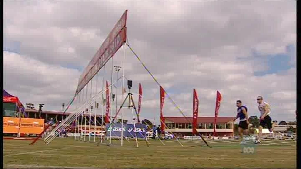 Stawell track gifts runners extra metres - ABC News