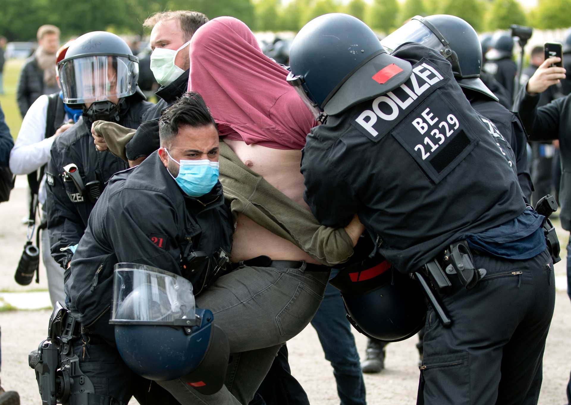 Protests against coronavirus lockdown measures spread in the UK and ...