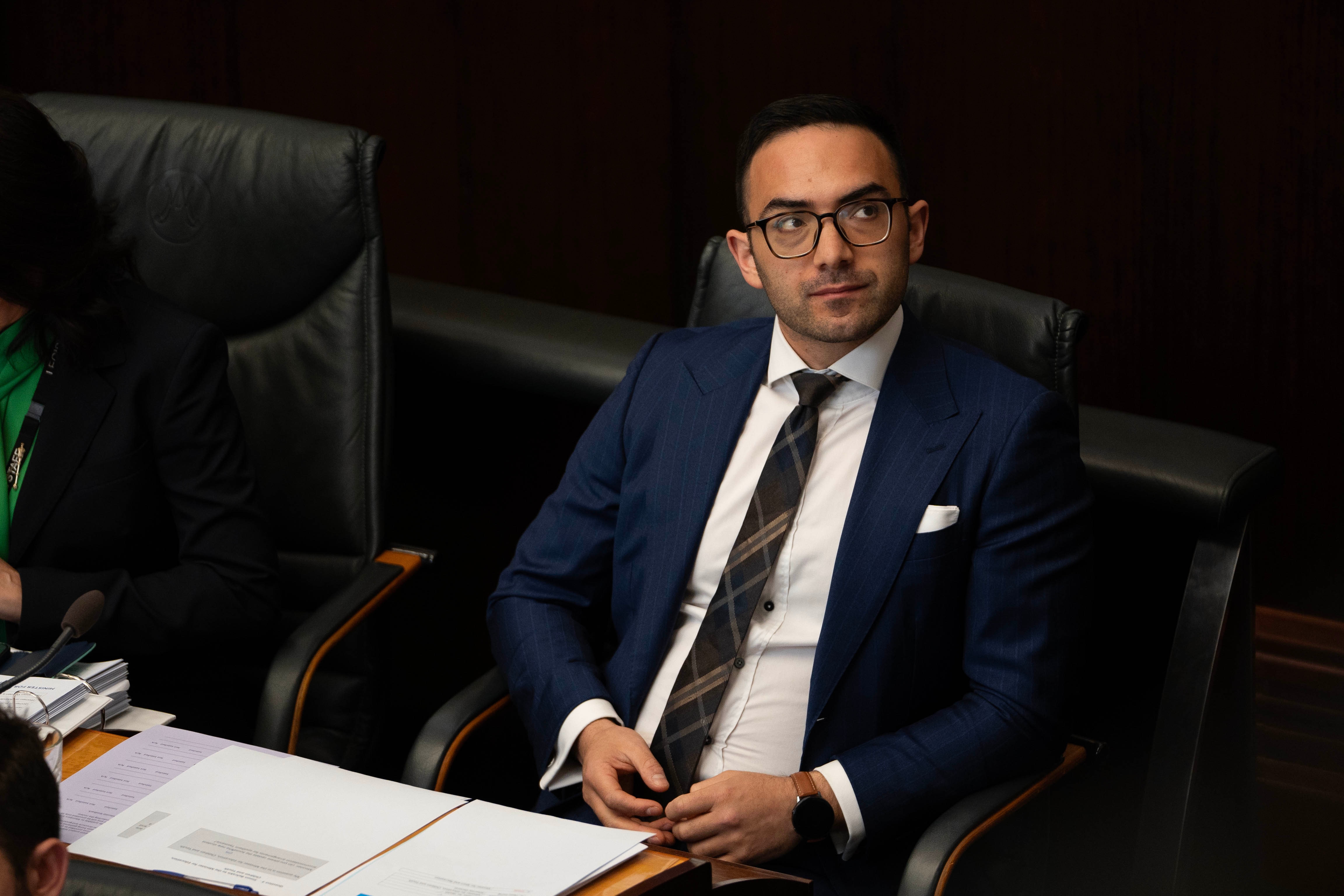 How does Simon Behrakis MP see the new 35 seat house working? - ABC listen