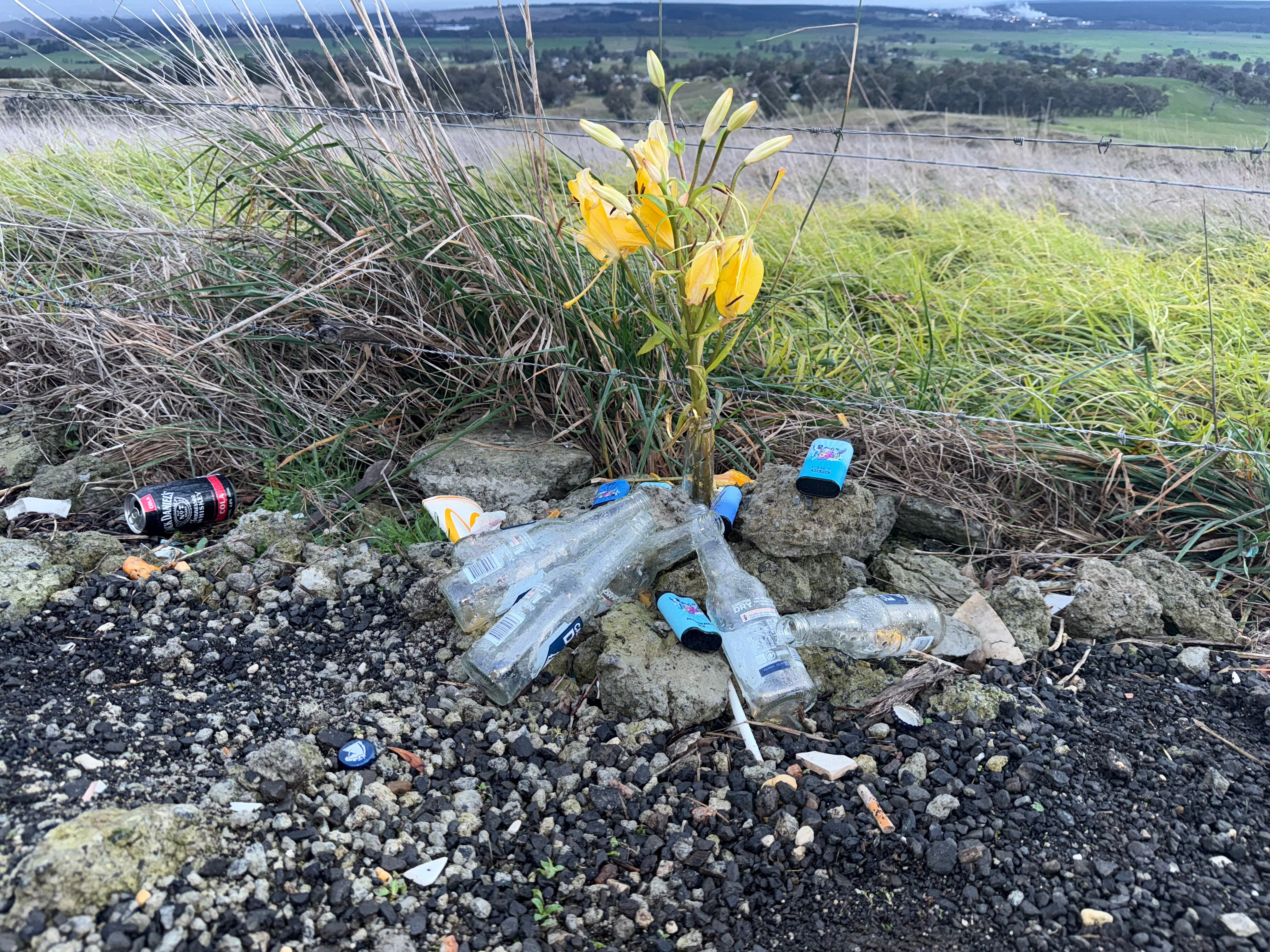 Tributes flow for former Gippsland teenager killed in Queensland crash ...