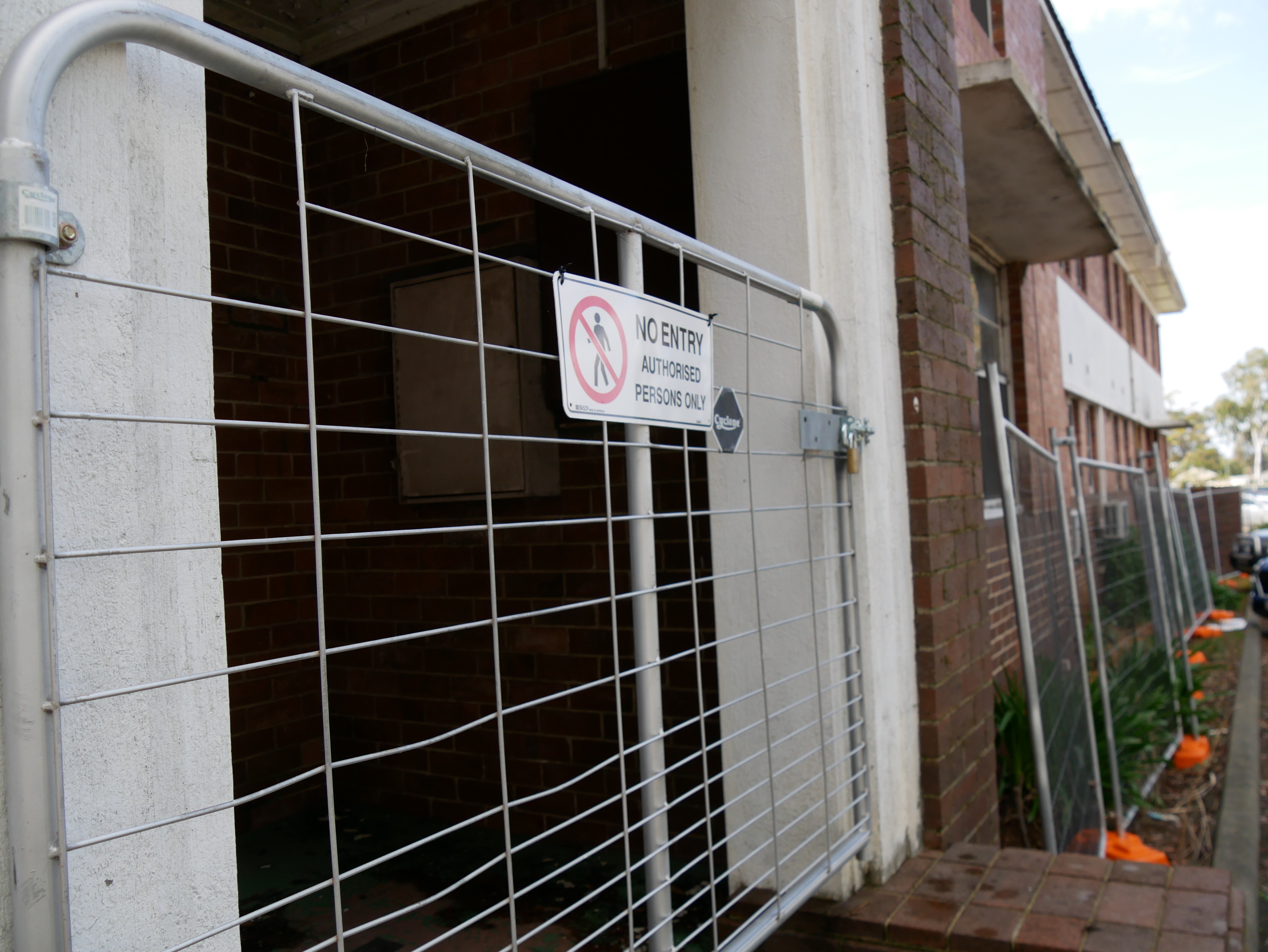 Calls to reopen Collie nurses' quarters as accommodation shortages ...