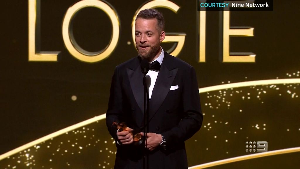 Hamish Blake wins Gold Logie Award - ABC News
