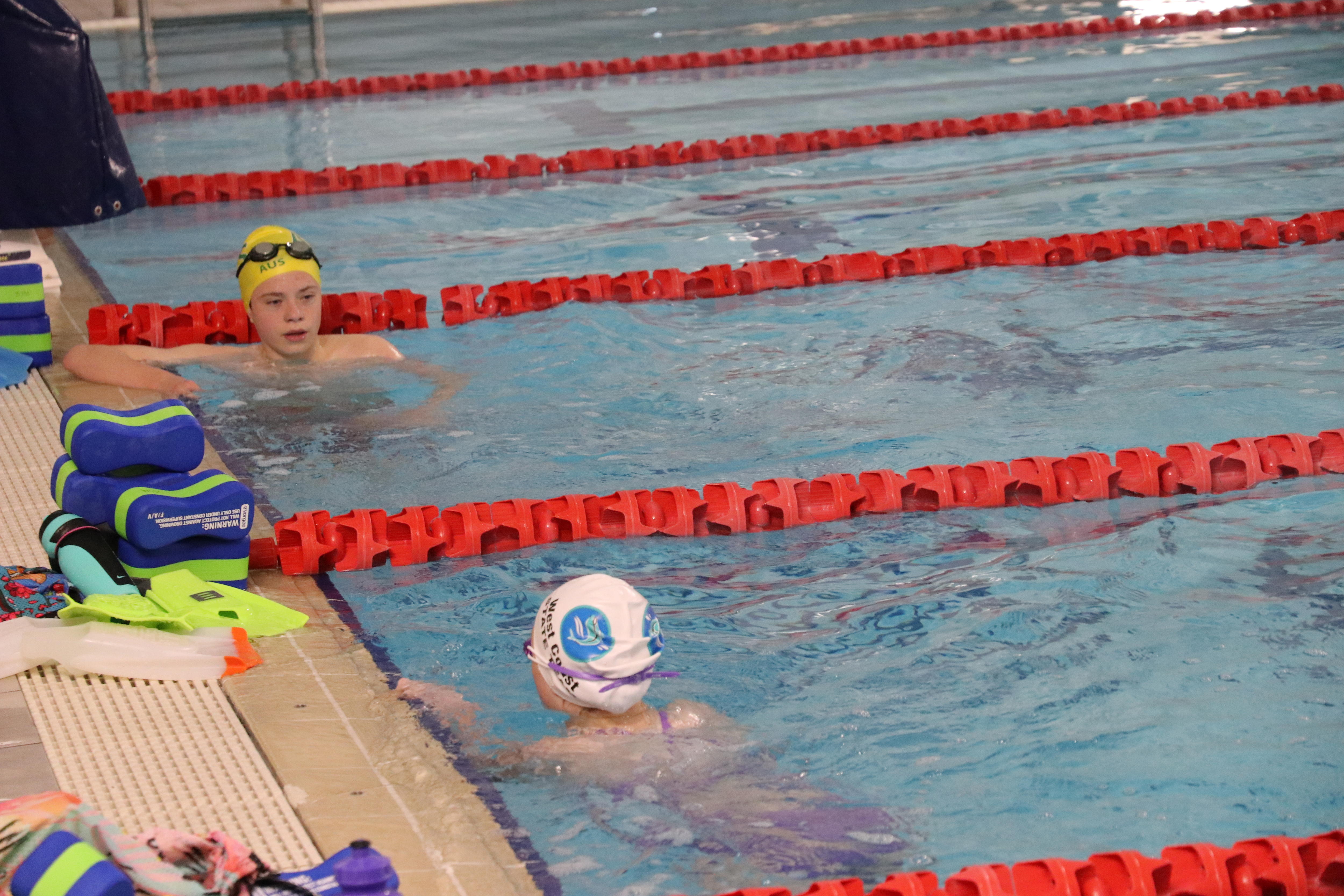 Olympic medalist Kyle Chalmers inspires Port Lincoln swimmers ahead of ...