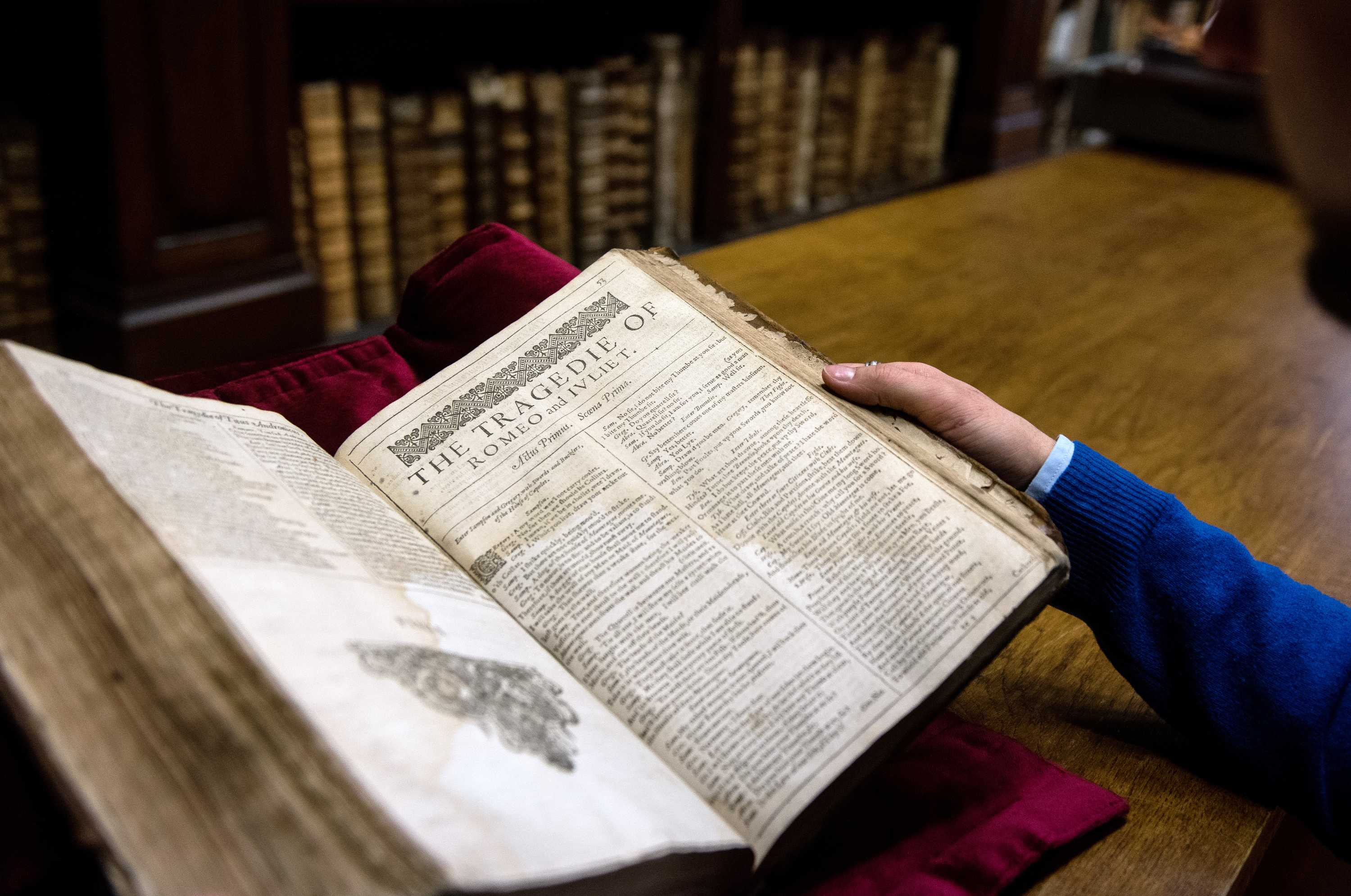 Rare copy of Shakespeare's First Folio discovered by librarian in ...