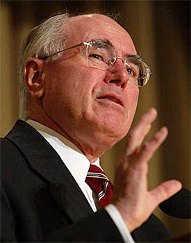 Howard urges unity against terrorism - ABC News