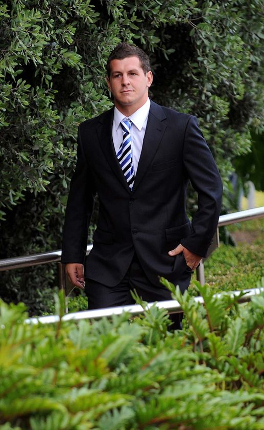 Bird parts company with Sharks - ABC News