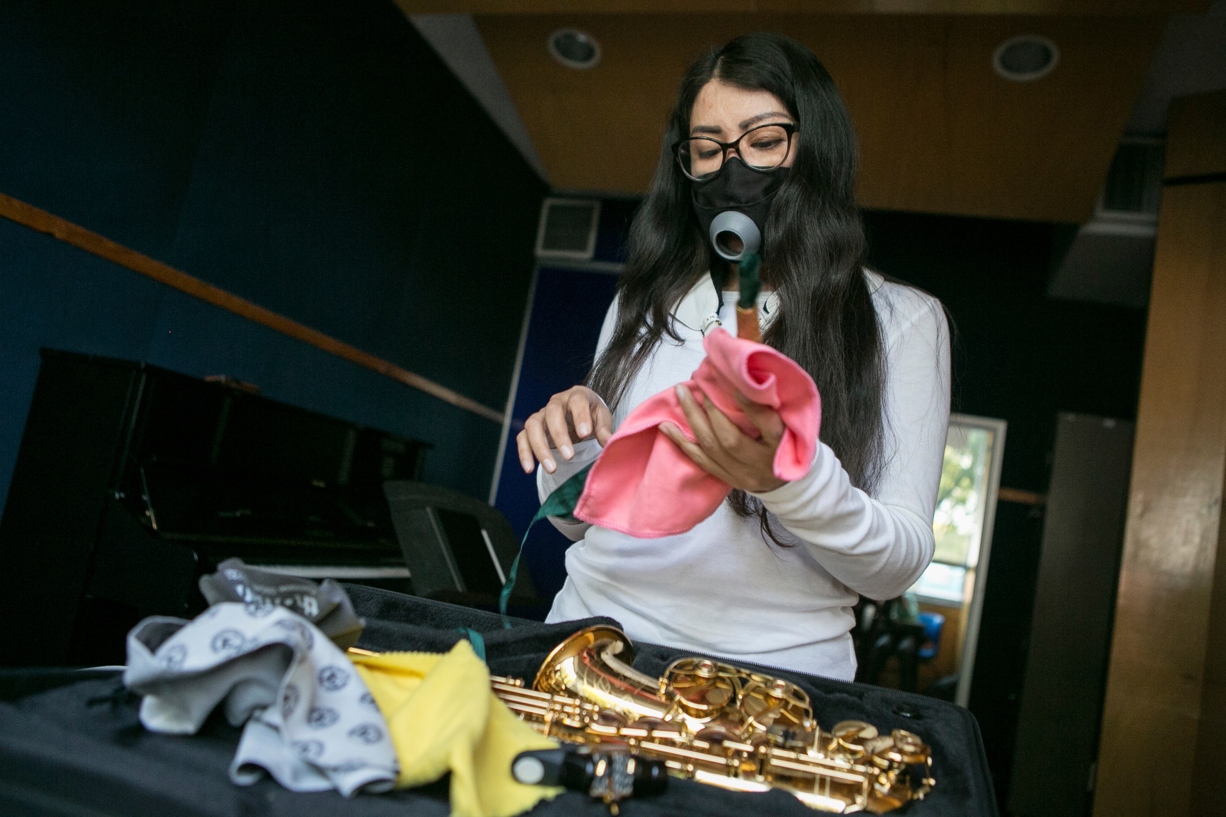 Mexican musician María Elena Ríos finds refuge in saxophone after acid ...