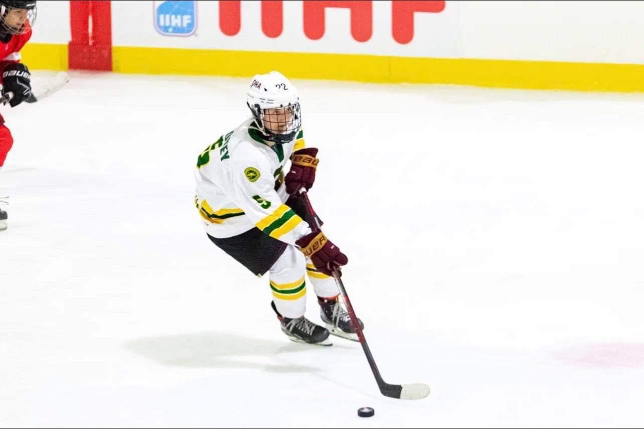 Australian girls ice hockey team going the extra mile for World ...