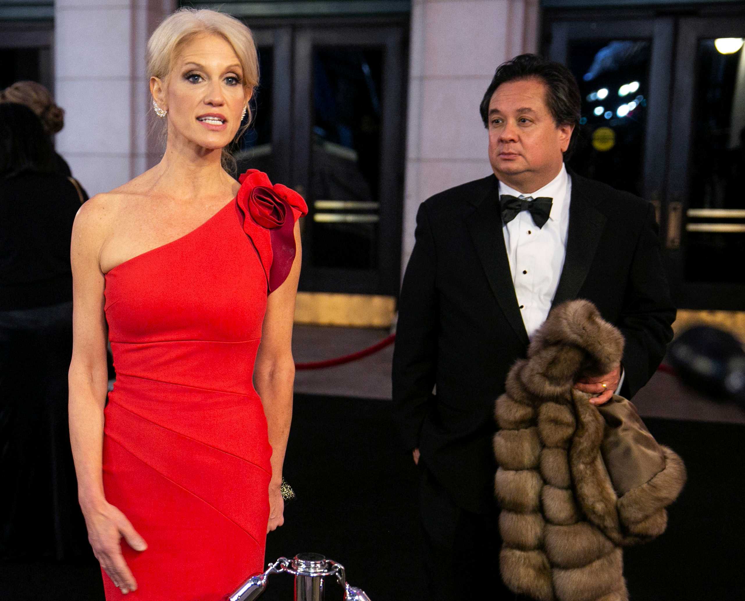 Donald Trump adviser Kellyanne Conway announces her resignation for ...