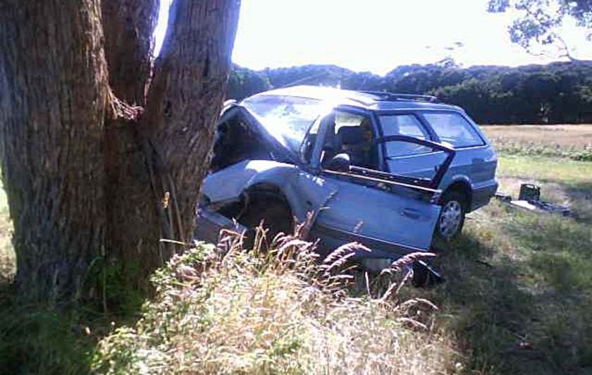 Police investigating fatal crash - ABC News