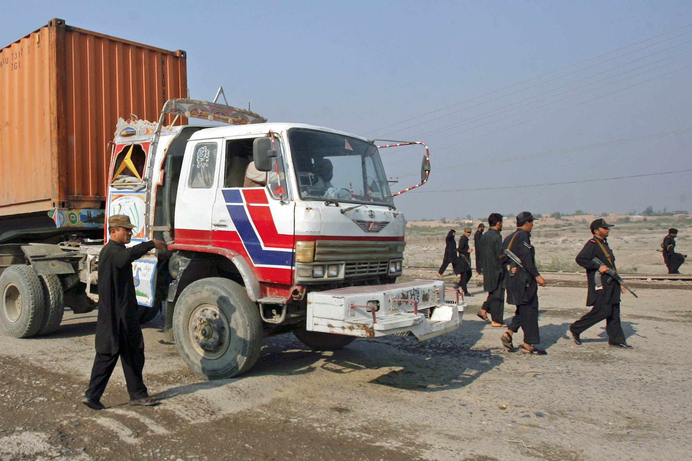 Pakistan shuts supply route after alleged NATO attack - ABC News