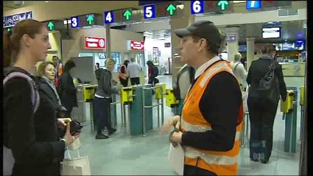 Train chaos just 'unfortunate': union - ABC News