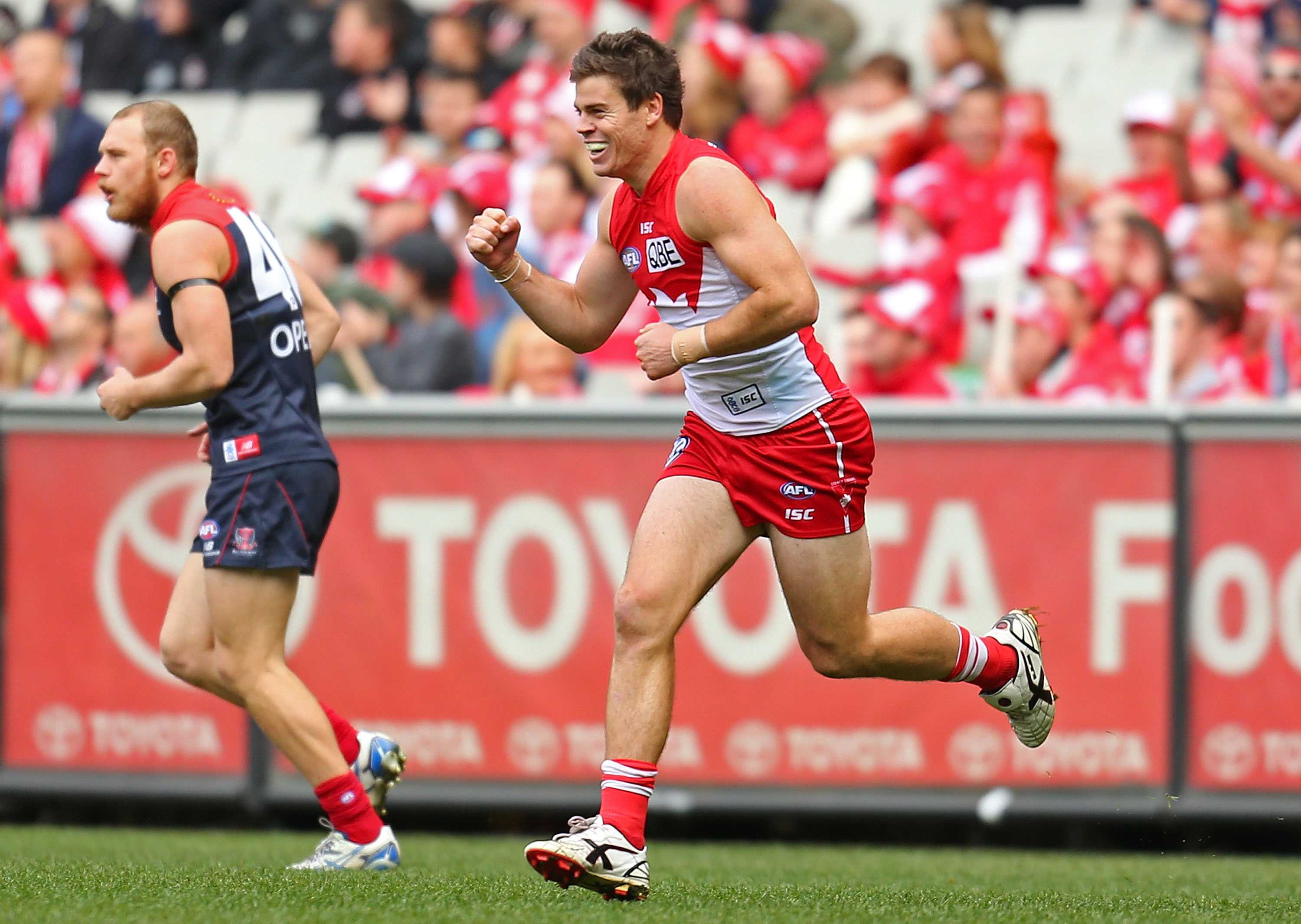 AFL: Jobe Watson injured in Bombers' win over Port Adelaide; Swans beat ...