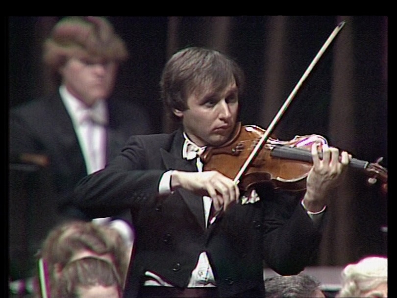 David Porcelijn conducts the Sydney Symphony Orchestra in 1988 - ABC listen