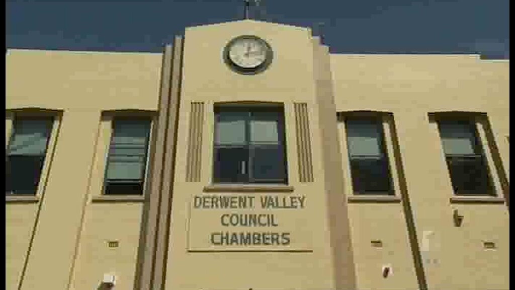 Report calls for council merger - ABC News