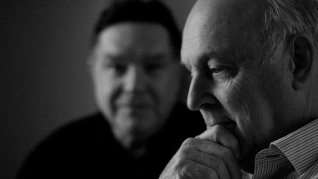 7.30 Tribute to John Clarke - ABC News