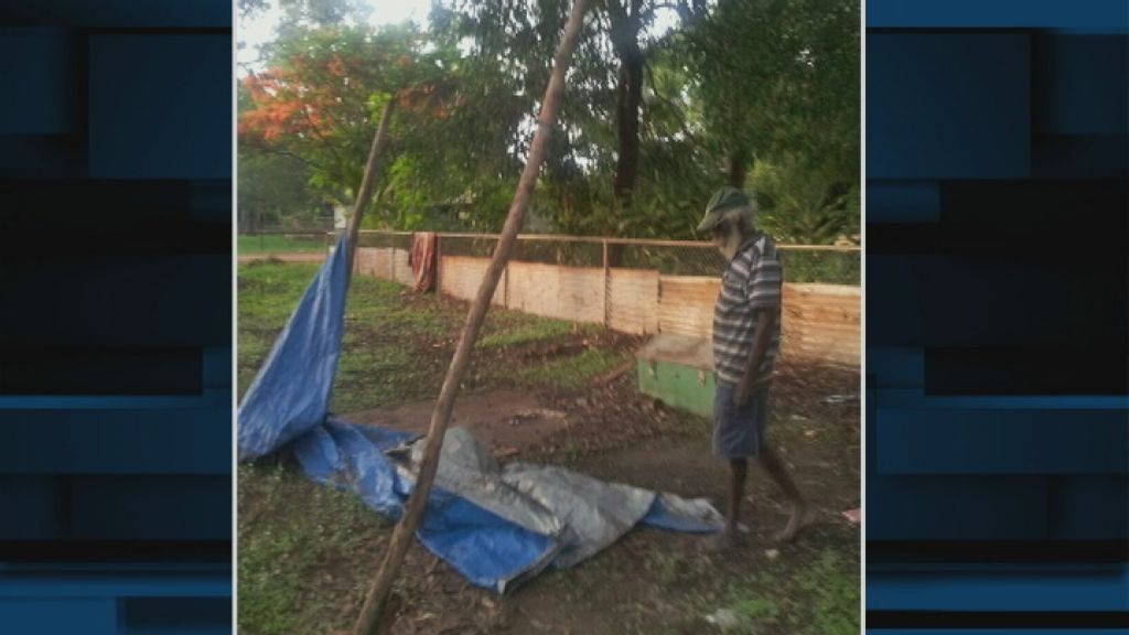 Building works see remote community people living in tents - ABC News