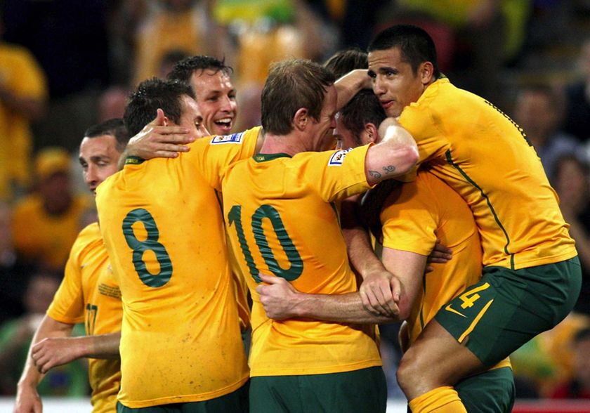 Socceroos rout Qatar in qualifier - ABC News