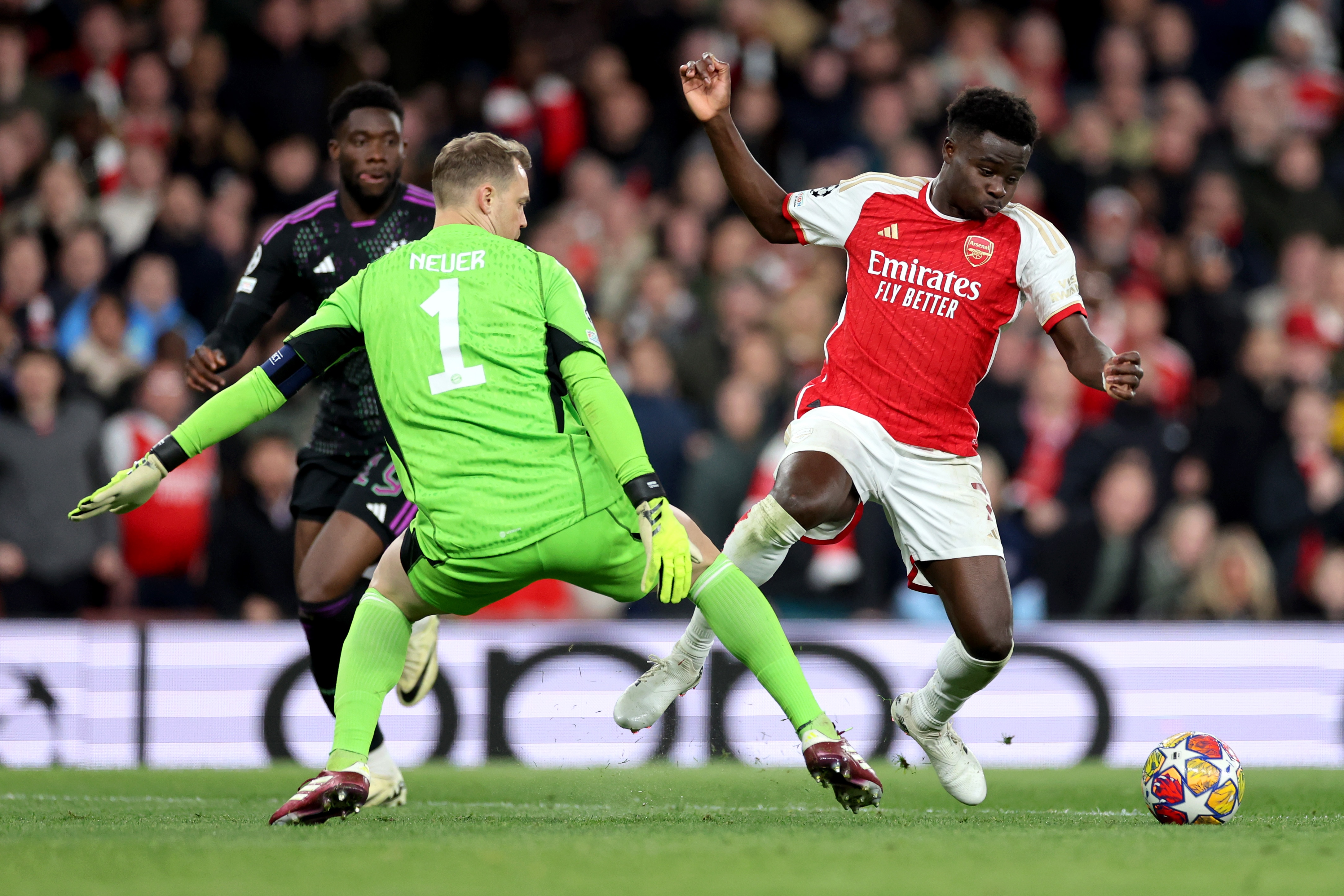 Arsenal and Bayern Munich draw in Champions League, as Bukayo Saka's ...