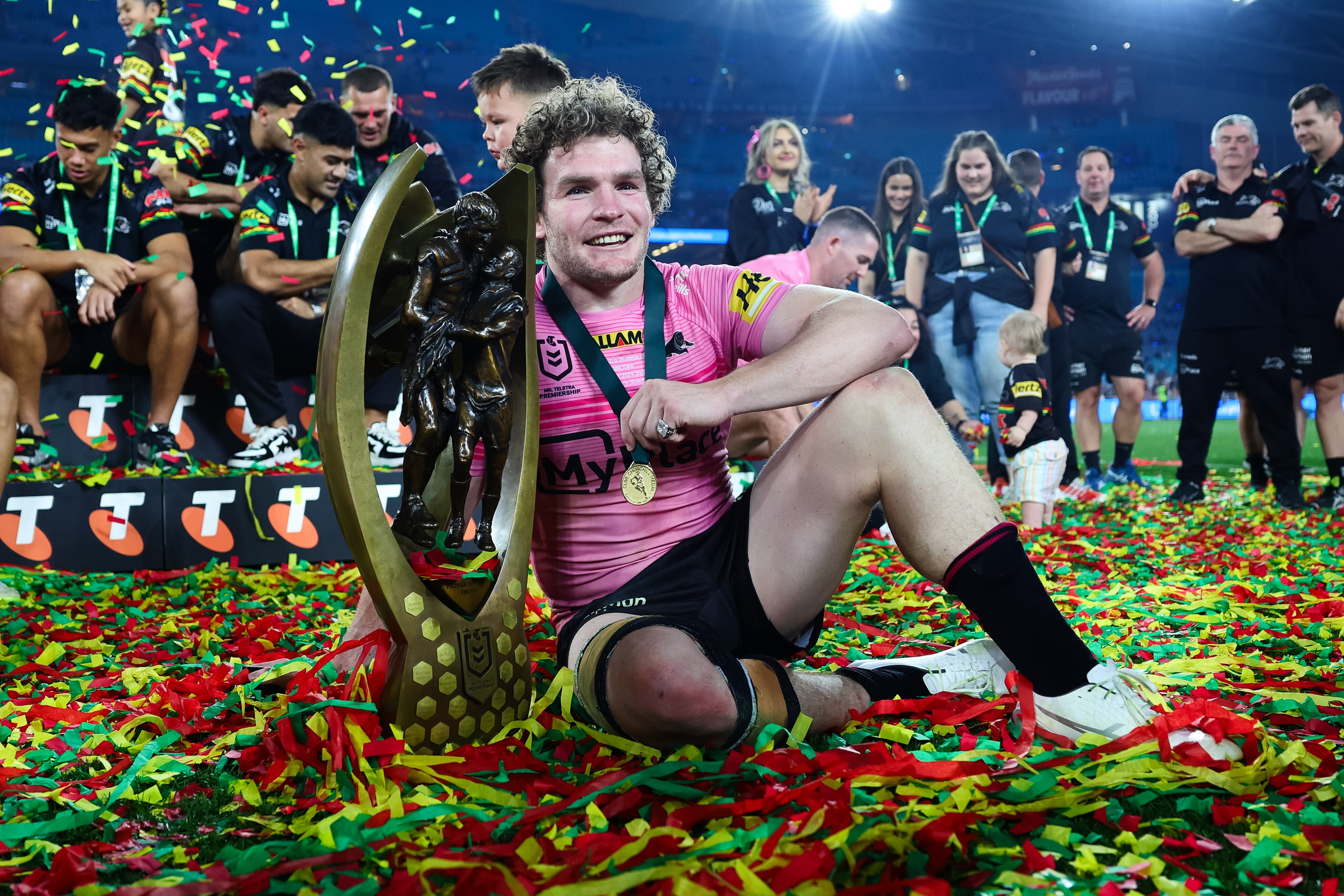 Cycling great Mark Cavendish breaks Tour de France record with 35th ...