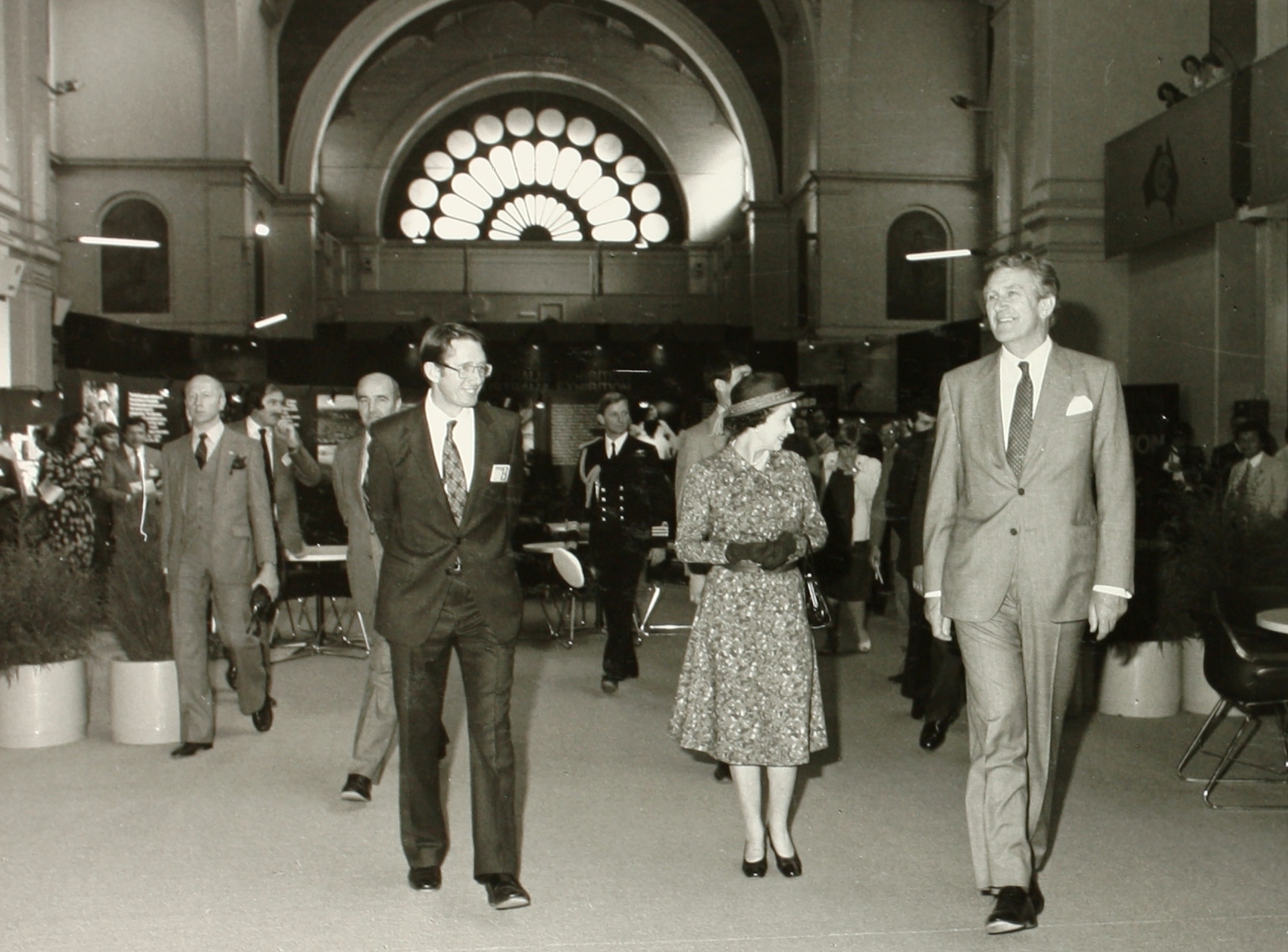 Melbourne bodyguard shares stories of his time serving Queen Elizabeth ...